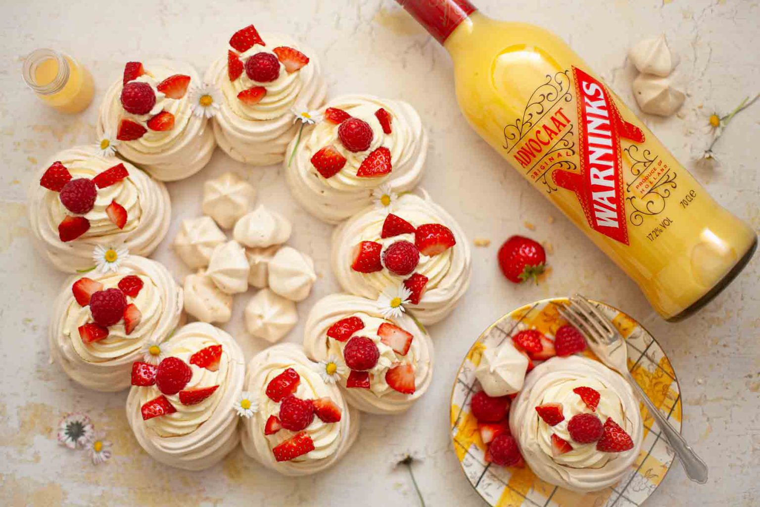 Warninks Advocaat - It wouldn’t be Christmas without Warninks